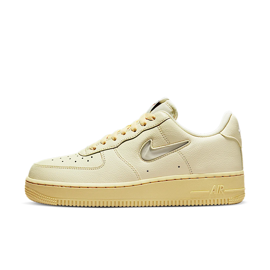 Nike Air Force 1 Low '07 LX Coconut Milk Lemon Wash - Sneak