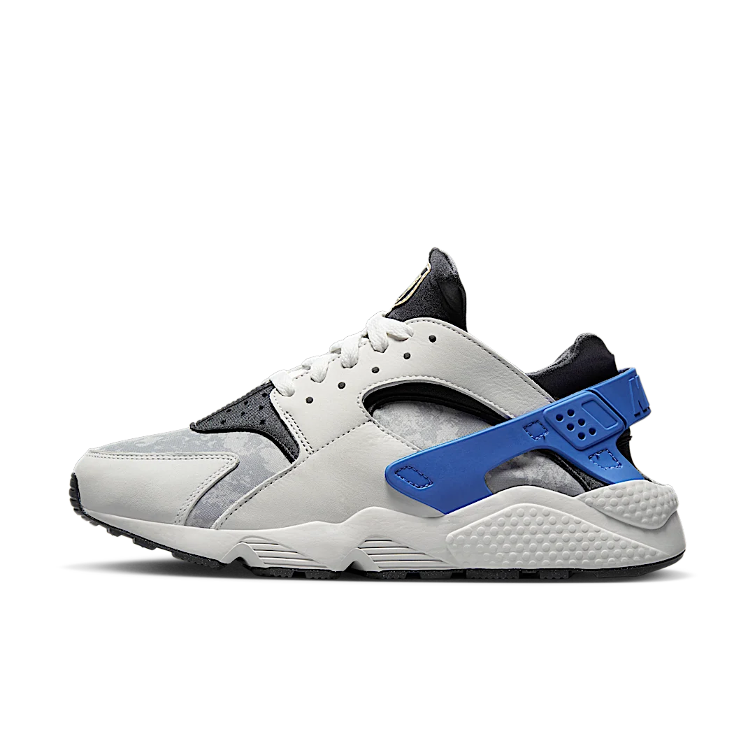 Nike Air Huarache Social FC (DR0286-100) - Sneak